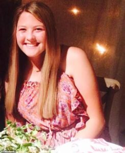 Kira Bonder, Lisa Bonder's Daughter, Age, Instagram, And Net worth ...