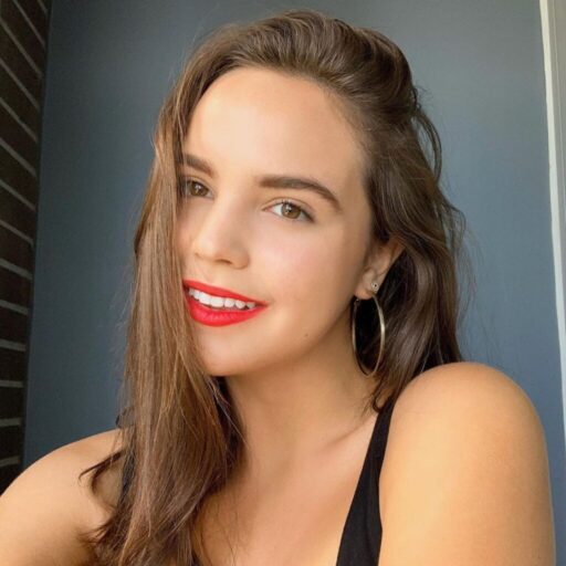 Bailee Madison : Age, Net worth, Relationship with Bailee Madison ...