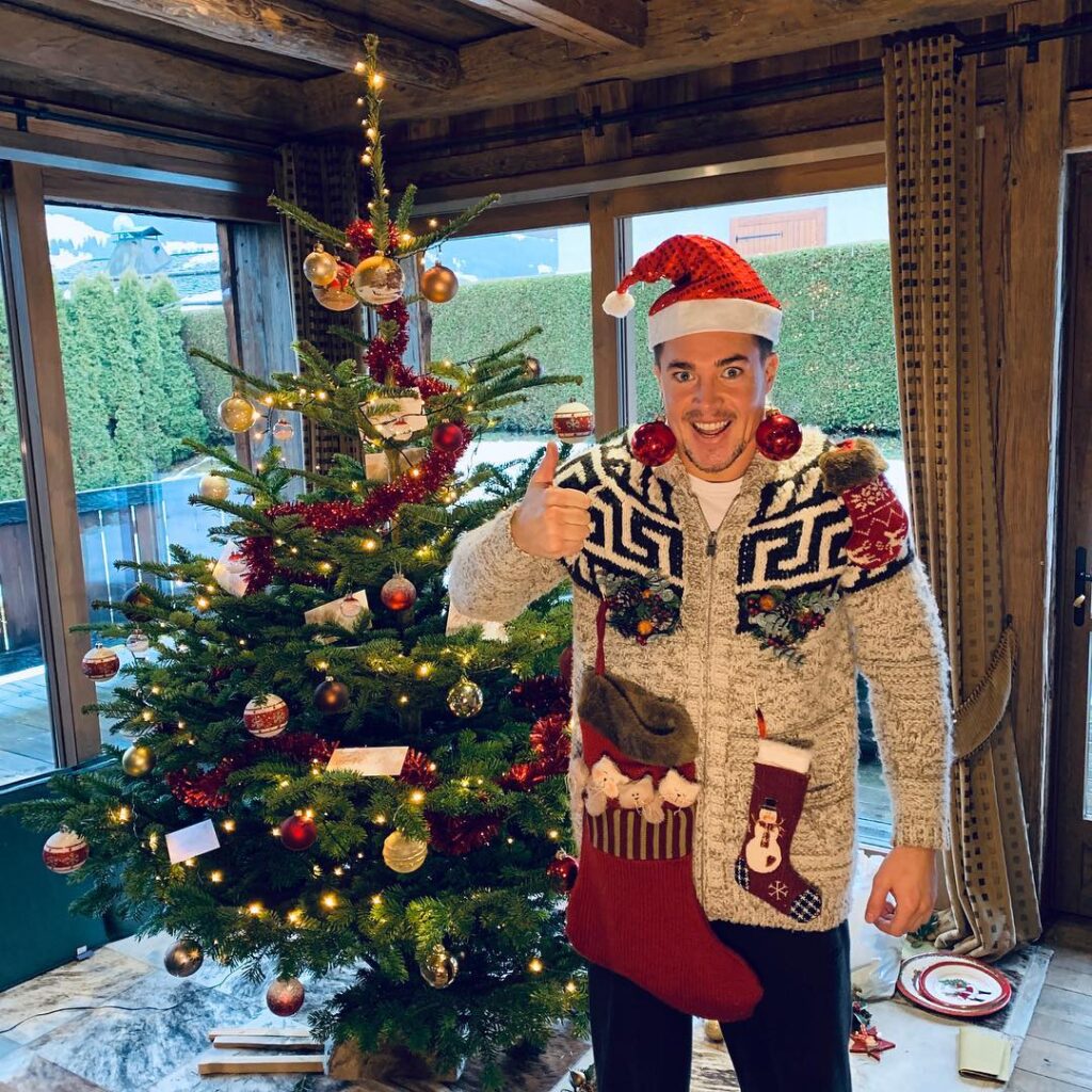 Alexander Dreymon | Bio, Age, Wife, Movies, Career, Height, Weight and ...