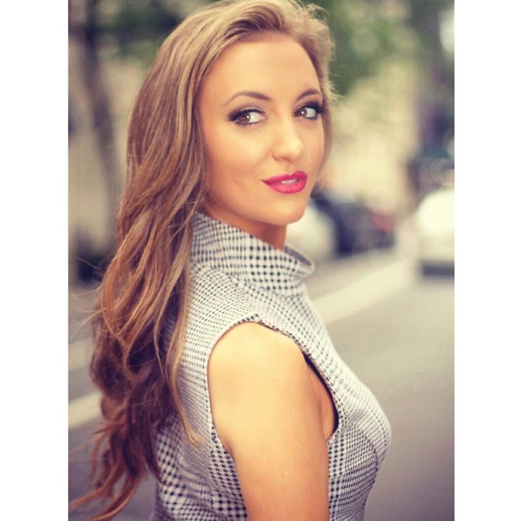 Fox News Employee, Jennifer Eckhart | See 8 Facts about her ...