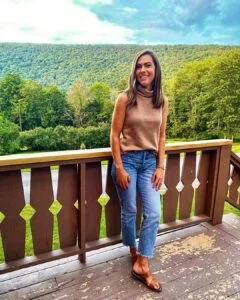 Lisa Boothe | Age, Fox News, Bikini Photos, Net worth, Instagram and Husband. - Profvalue Blog