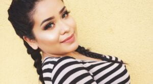 Have you seen Amanda Balionis the CBS reporter? See her bio, bikini ...